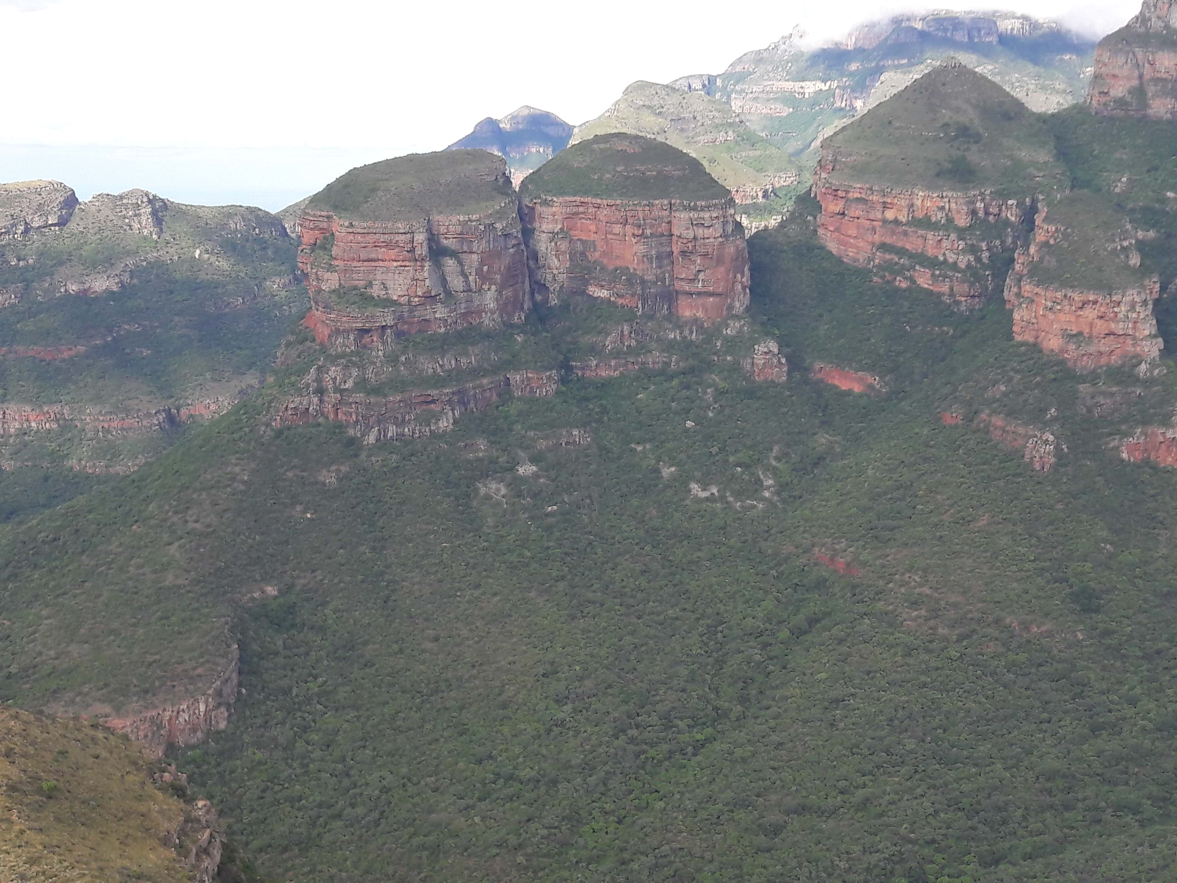 The Three Rondavels: Mpumalanga’s Unique Geological Wonders (AU)