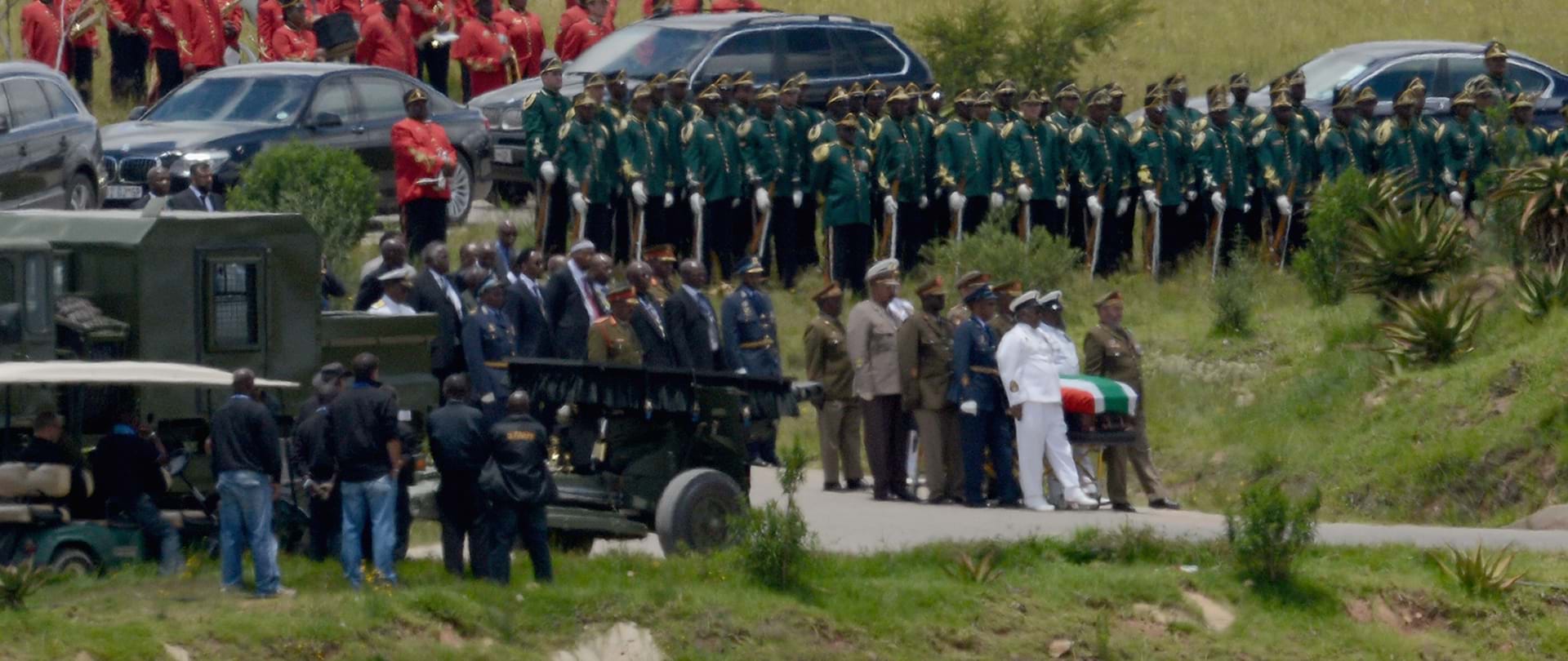 Nelson Mandela Burial Site - the final resting place of Nelson Mandela ...